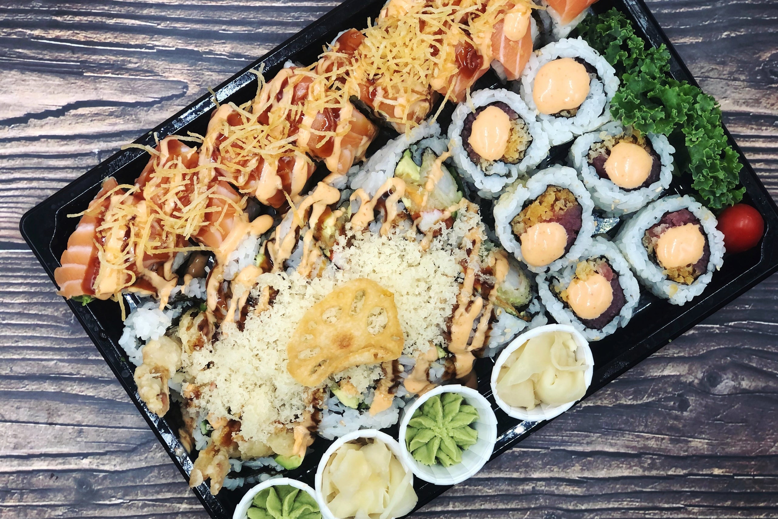 Spicy Roll Combo (23pcs) | Kudo sushi